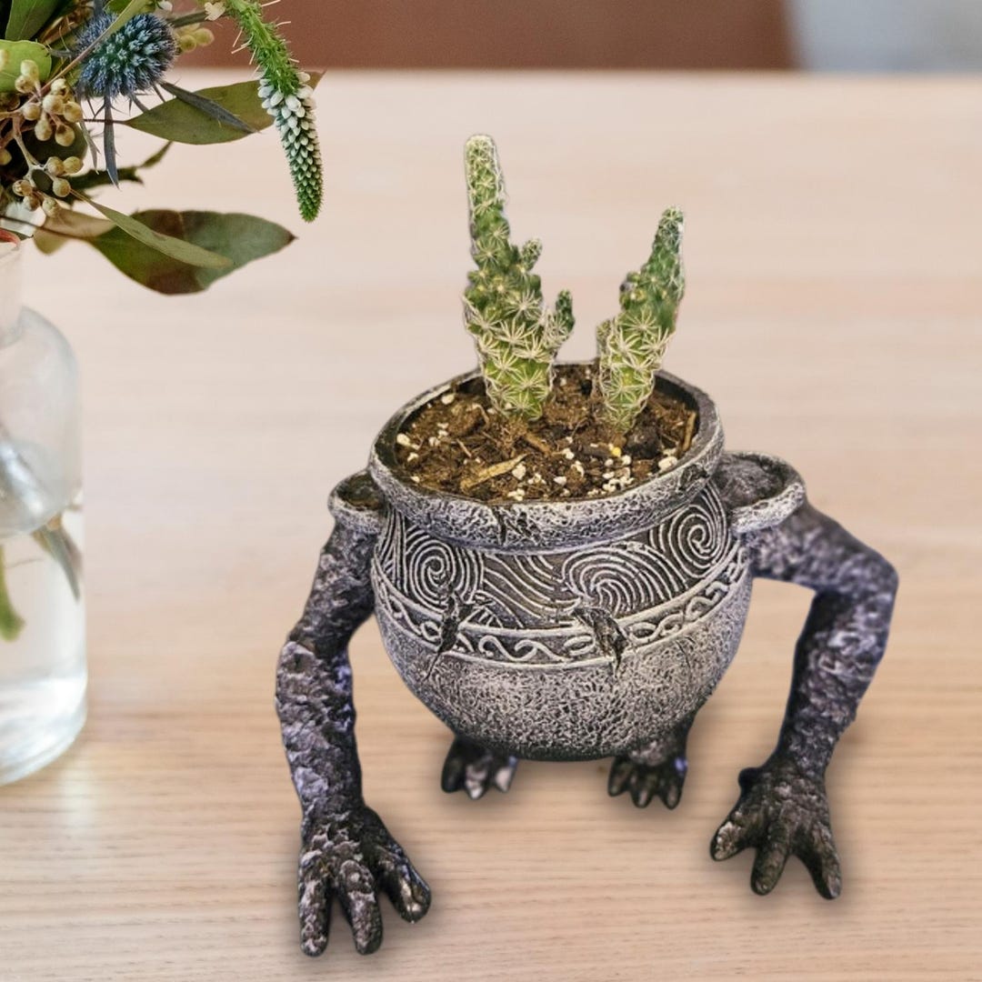 Alexander Pot Man Replica Pot Man Alexander the Iron Fist Decorative ...