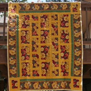 April Cornell Quilt - Red and Yellow - Etsy