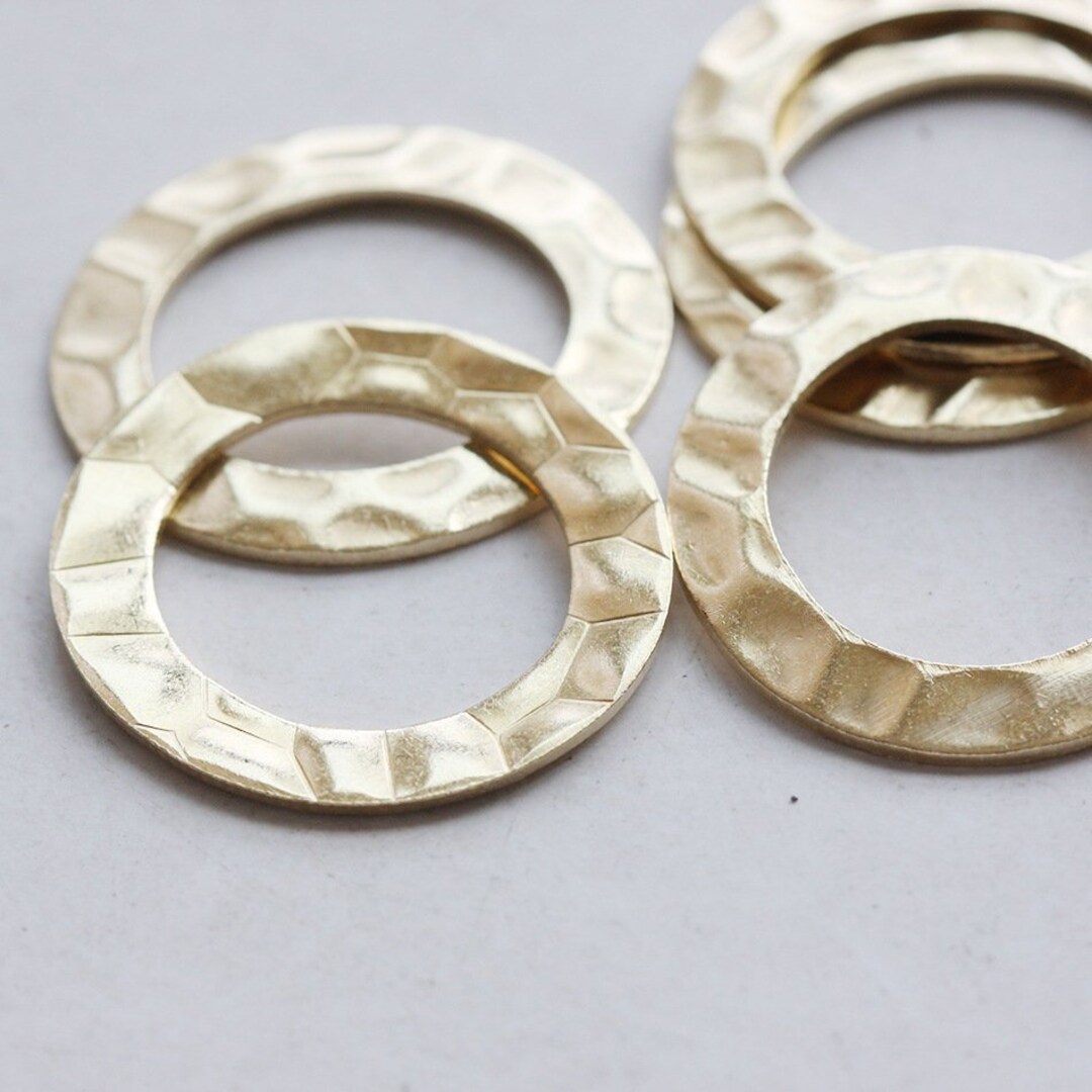27mm Raw Brass Findings Hammered Round Circle Pendant, Raw Brass Round ...