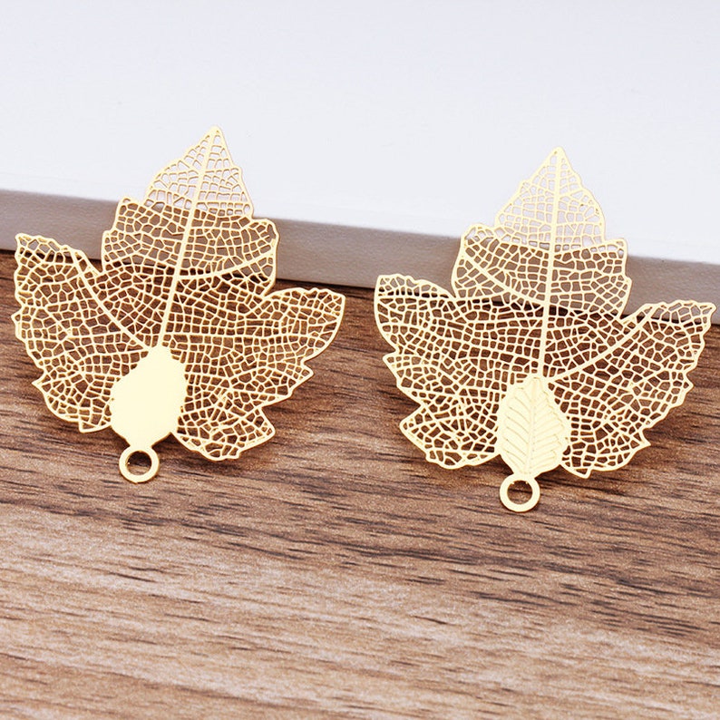 Filigree Findings 10pcs 38x43mm Filigree Leaf Pendant Maple - Etsy