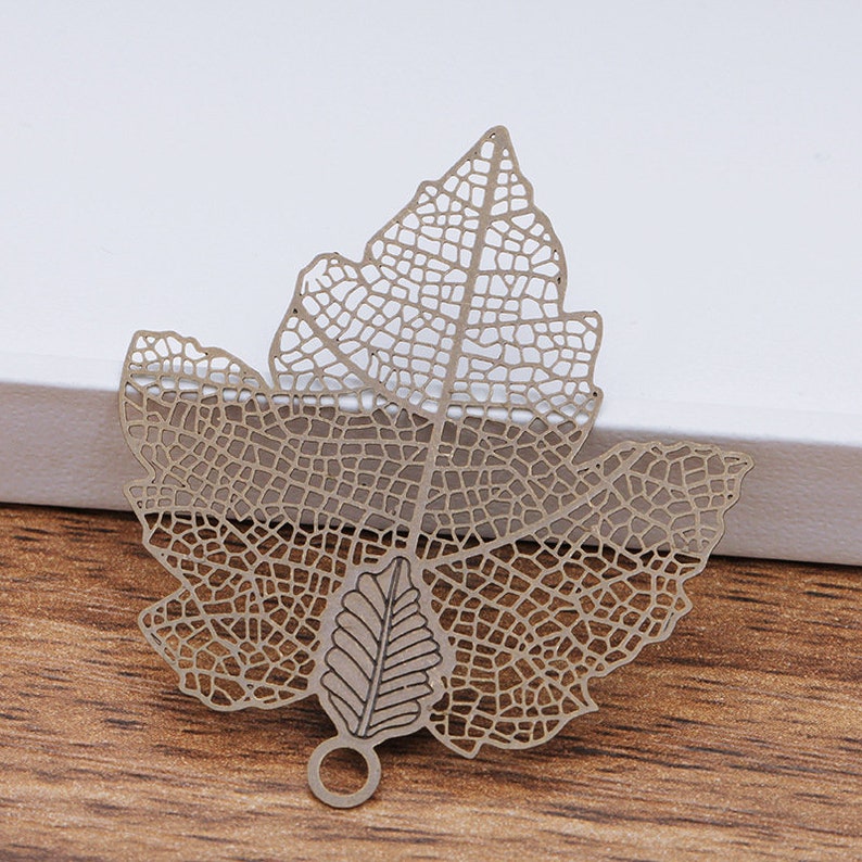 Filigree Findings 10pcs 38x43mm Filigree Leaf Pendant Maple - Etsy