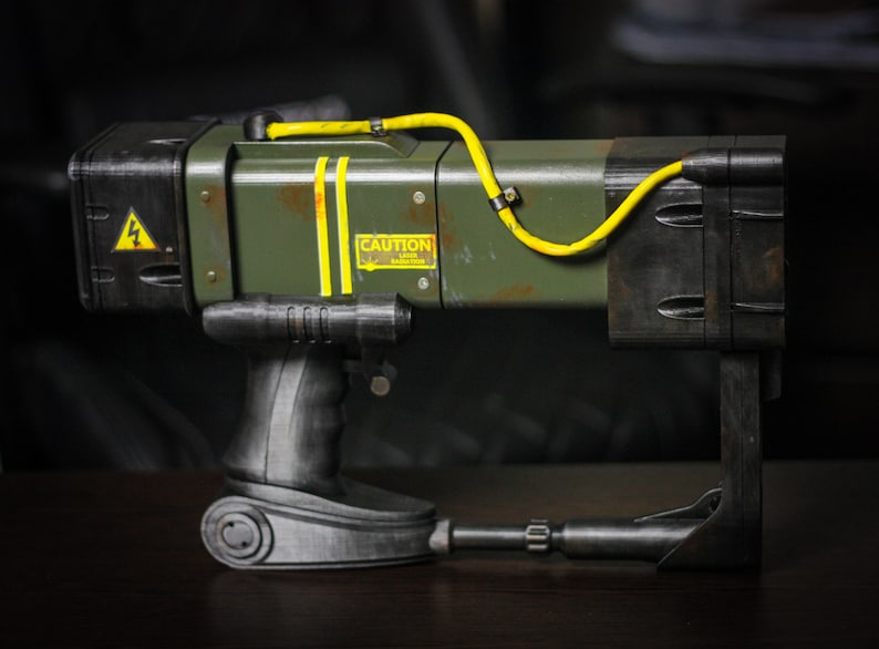 Fallout Gun AEP7 Laser Pistol Replica Gun Fallout Cosplay | Etsy