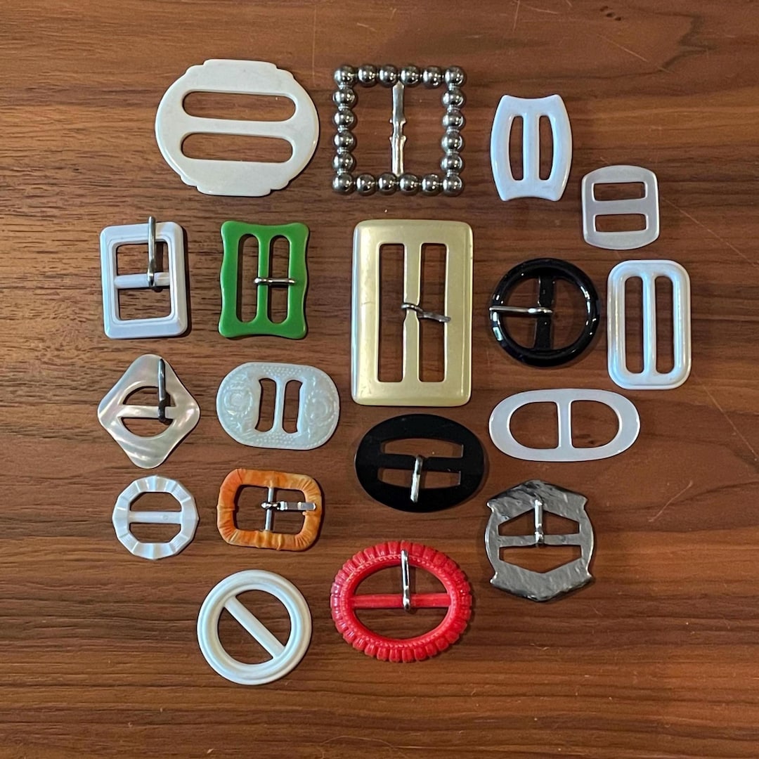 Vintage Dress Buckles: 1930s-50s Bakelite, Lucite, Mother of Pearl ...