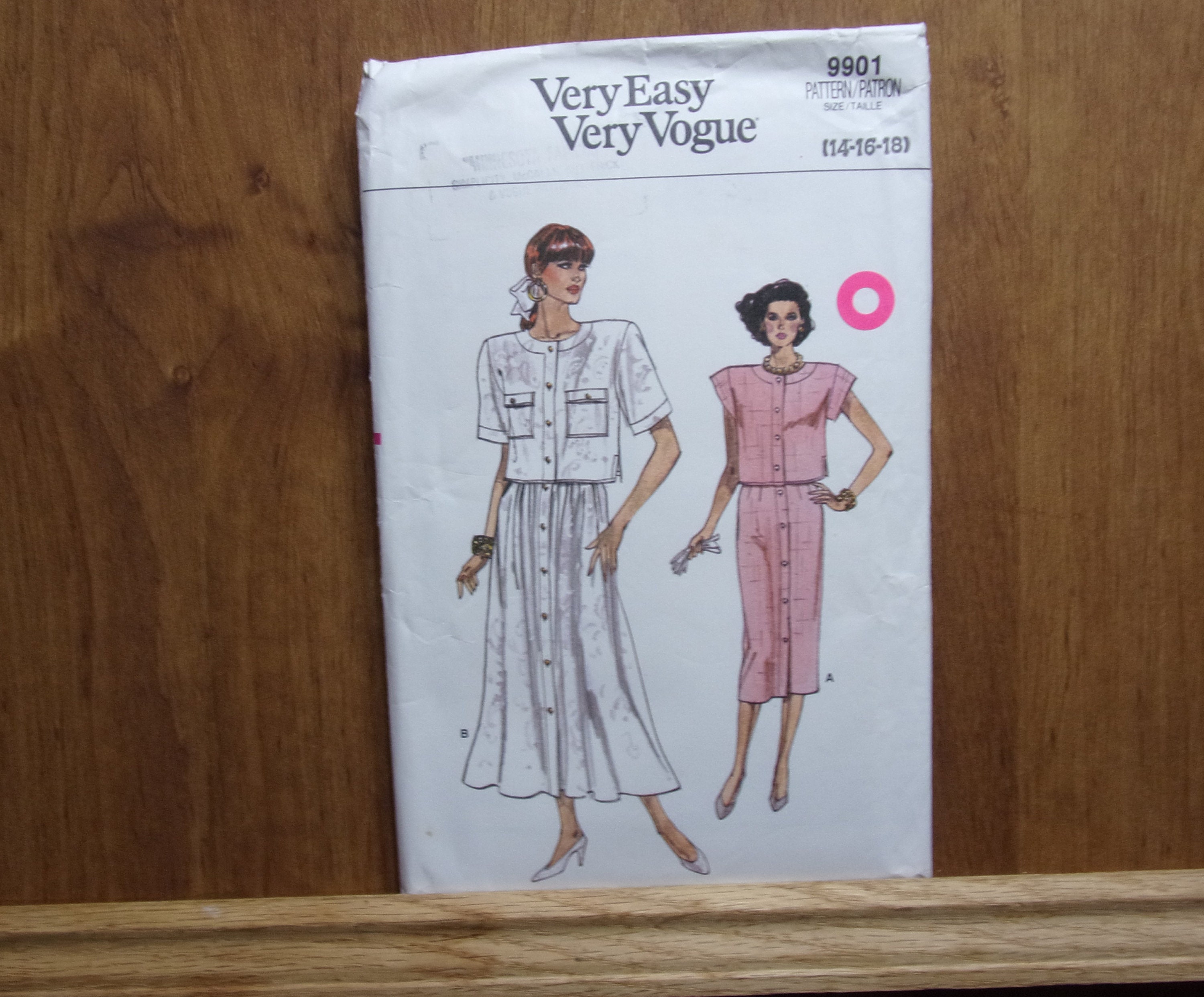 Vogue 8536, Summer Blouse, Vogue 8248 Tops, Petites, Vogue 9901, Suit ...