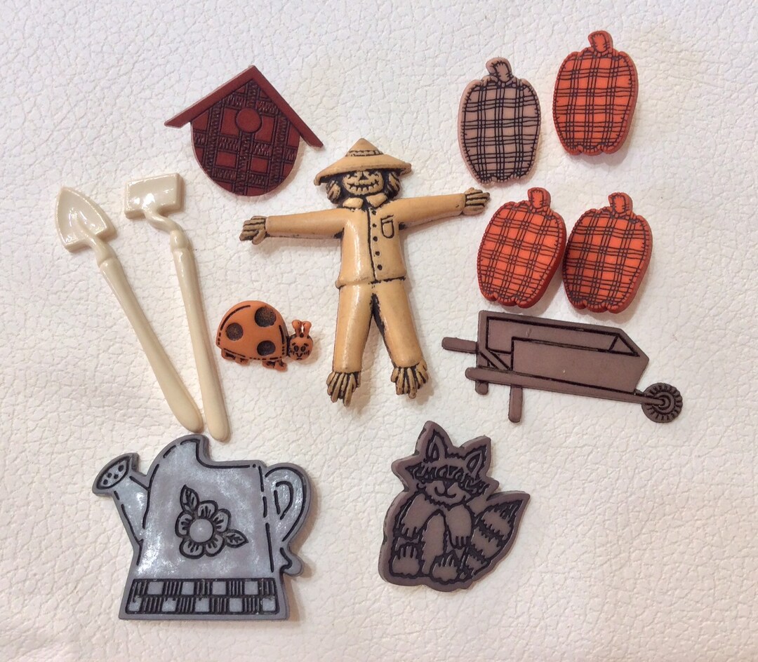 Gardening Set -scarecrow Watering Can Wheelbarrow - Twelve Plastic ...