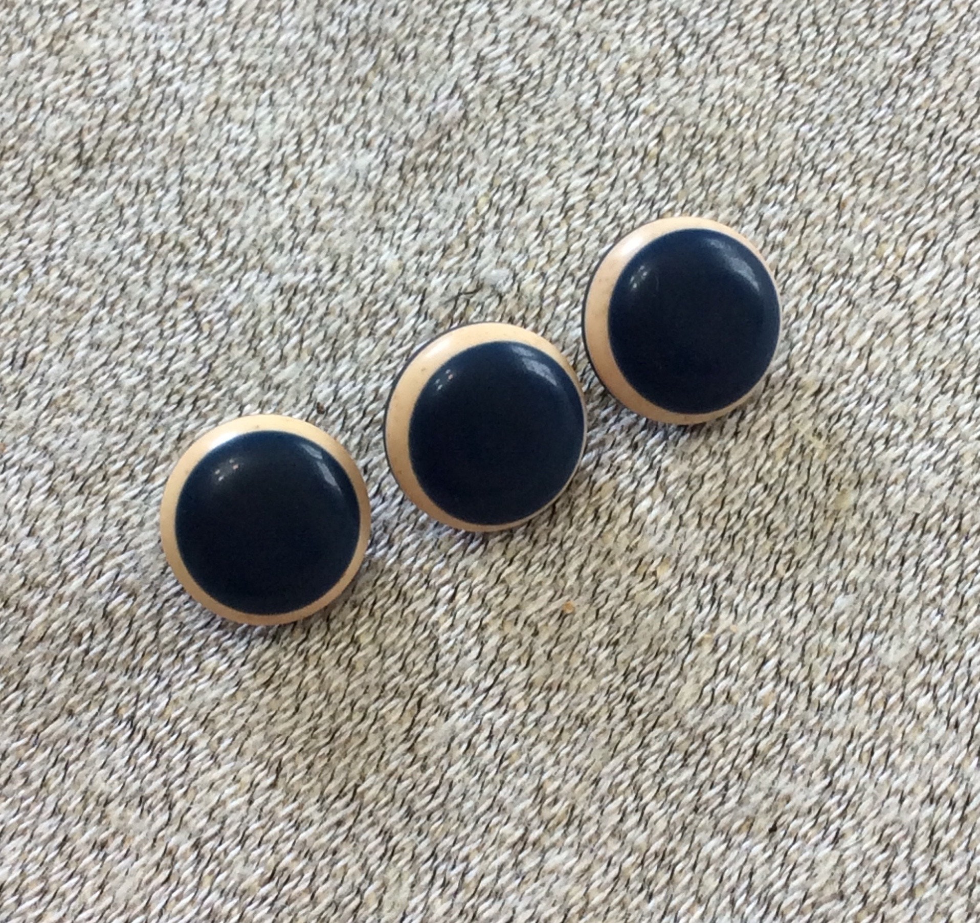 Set of Three Vintage Navy Blue and off White Plastic Buttons B1409 - Etsy