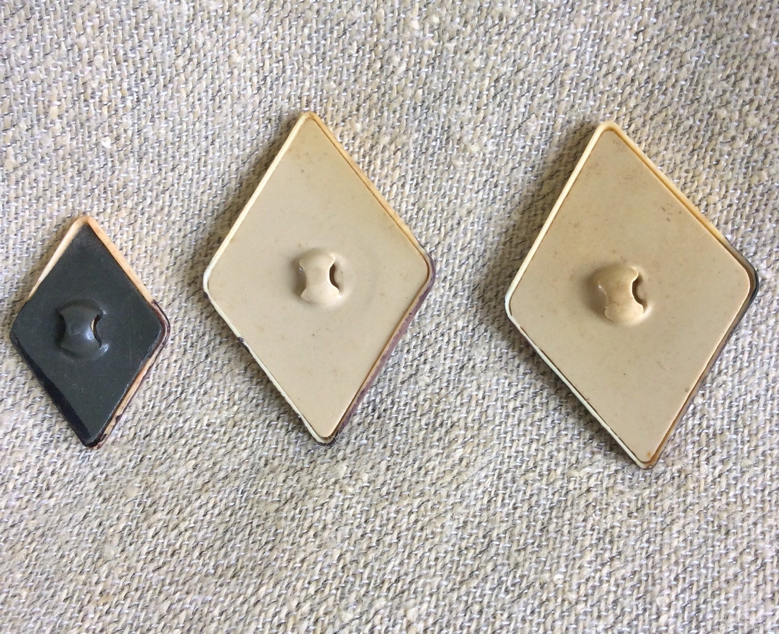 Vintage Set of Celluloid Buttons Two Large One Small B1003 - Etsy