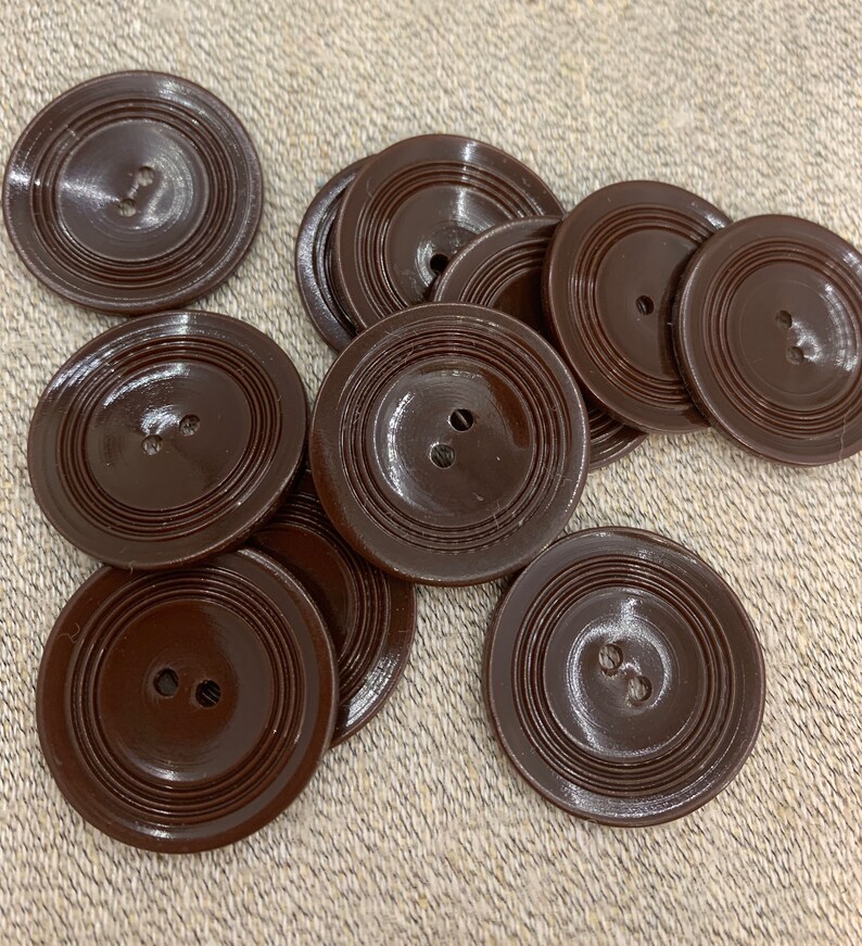 Eleven Large Chocolate Brown Vintage Plastic Buttons Two | Etsy