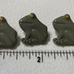 Five Gold Frog Plastic Buttons With a Glossy Finish- Shank Buttons ...