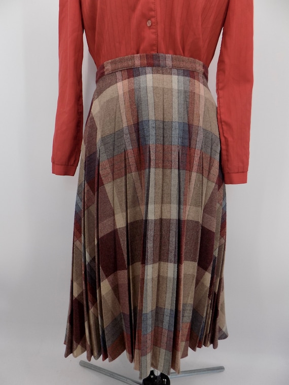 Vintage 1970s Red, Brown & Gray Plaid Wool Pleated Sk… - Gem