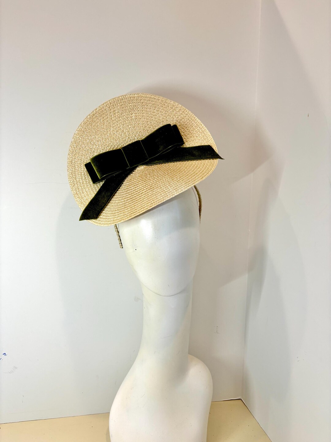 Straw Fascinator Hat -derby- Bow- Tea Party- Wedding- Vintage Style - Etsy