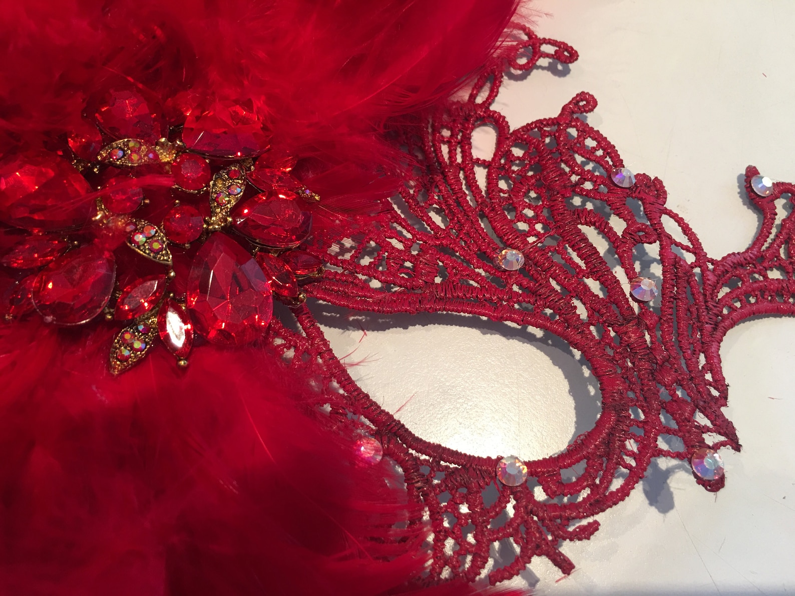 Red Masks- Lace Halloween Mask -feather Masquerade - Etsy