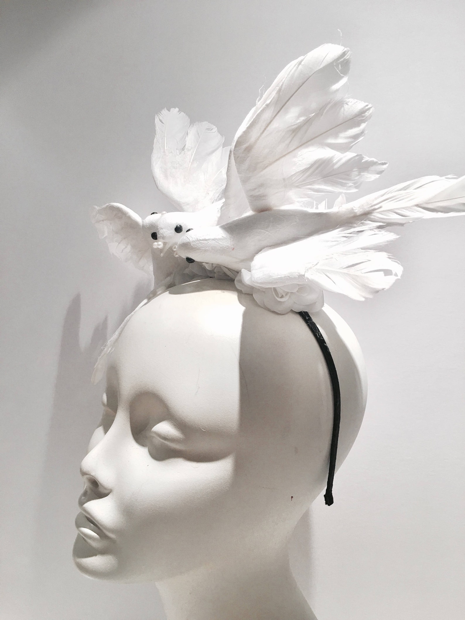 White Fascinator- Diner En Blanc- Wedding - Bird Headpiece - Etsy