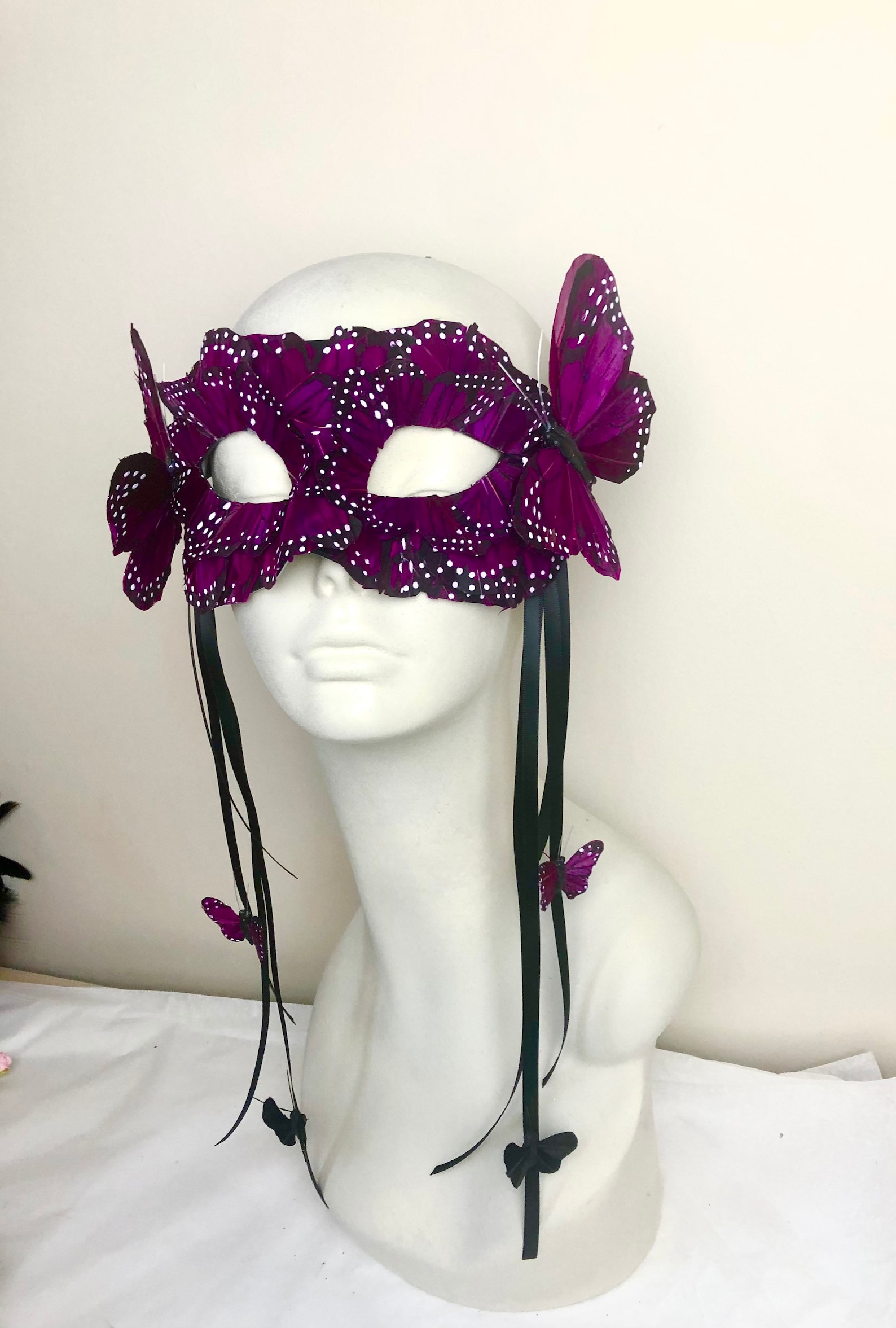 Masquerade Mask- Mardi Gras- Butterfly- Surreal Party - Etsy