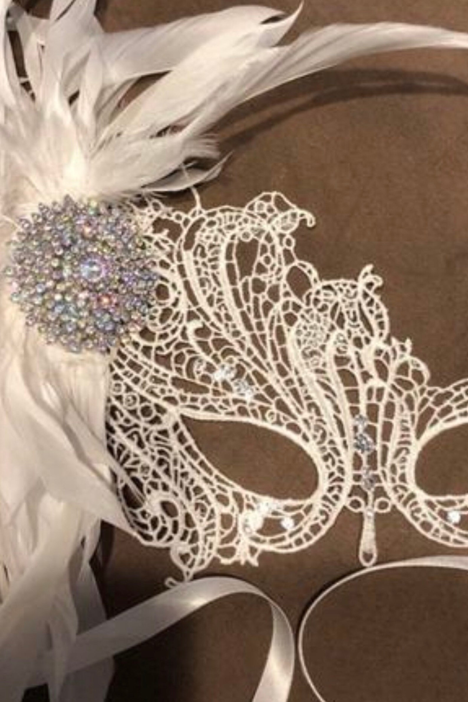 White Lace Mask masquerade Mask White Feather - Etsy