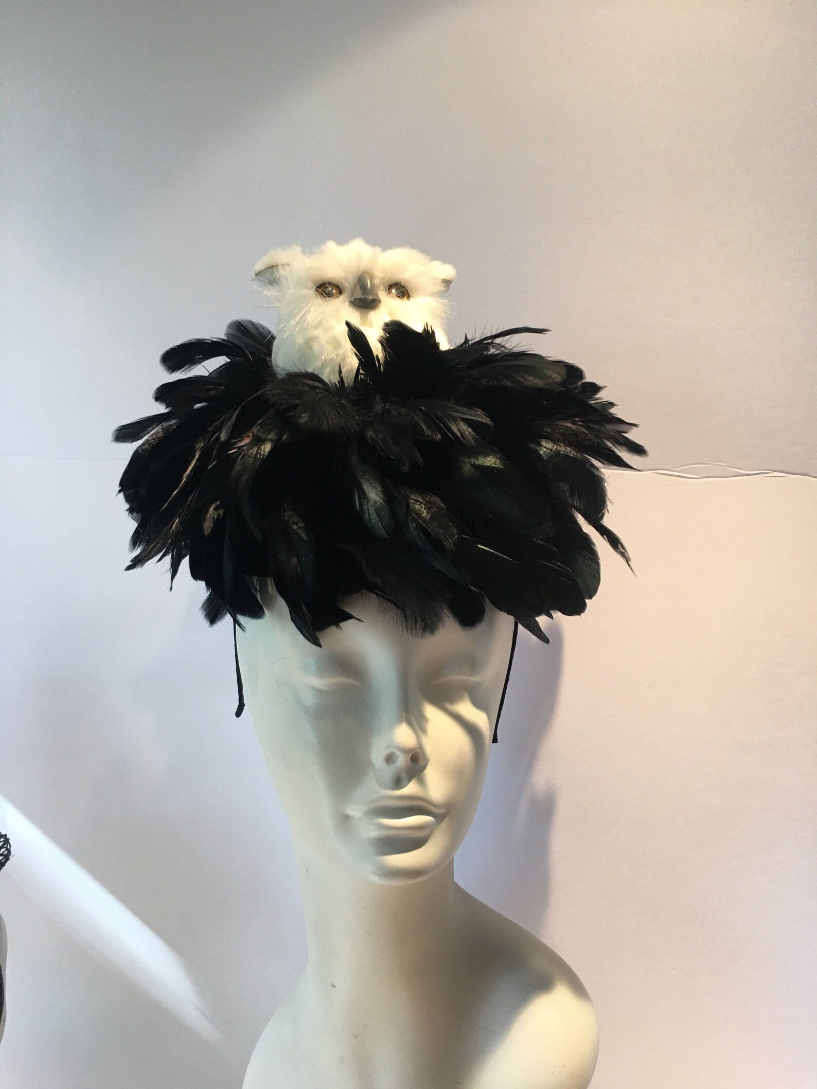 White Fascinator Bird Headpiece diner En Blanc - Etsy