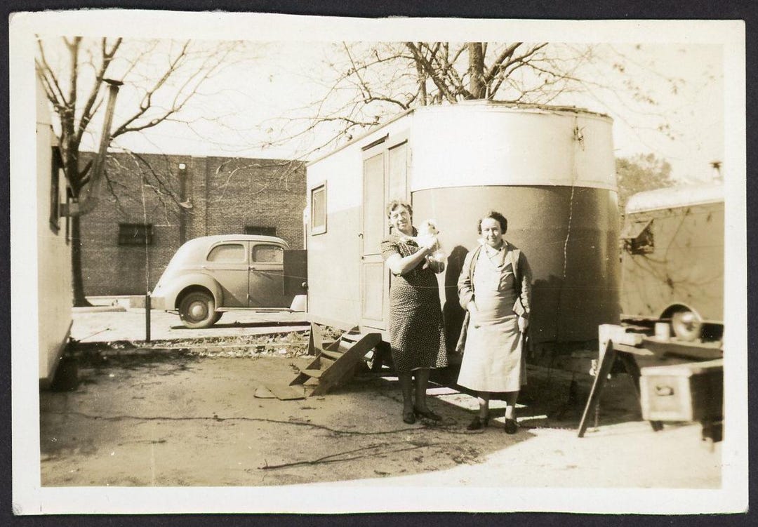 Vintage Photo Hard Scrabble Life Two Women Trailer City Lot Depression ...