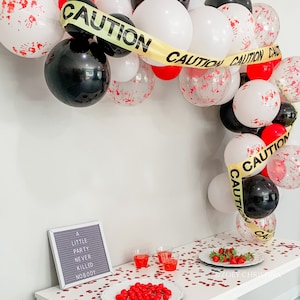 Murder Mystery Party Balloon Garland Kit, True Crime Blood Splatter ...