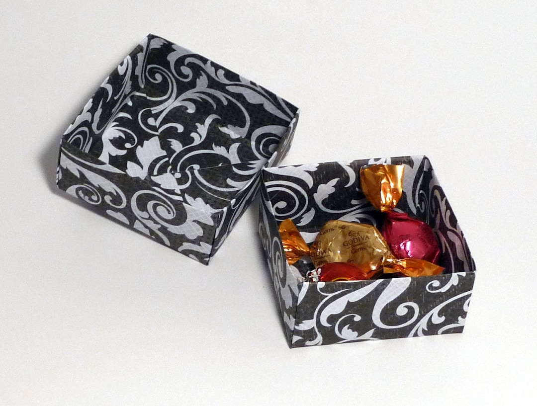 Set of 100 - Wedding Favor Box, Party Favor Box, Black and White Box ...