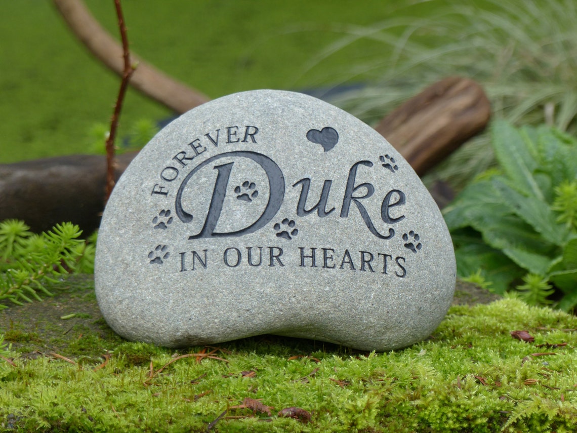 Garden Stone Pet Memorial Dog or Cat - Etsy