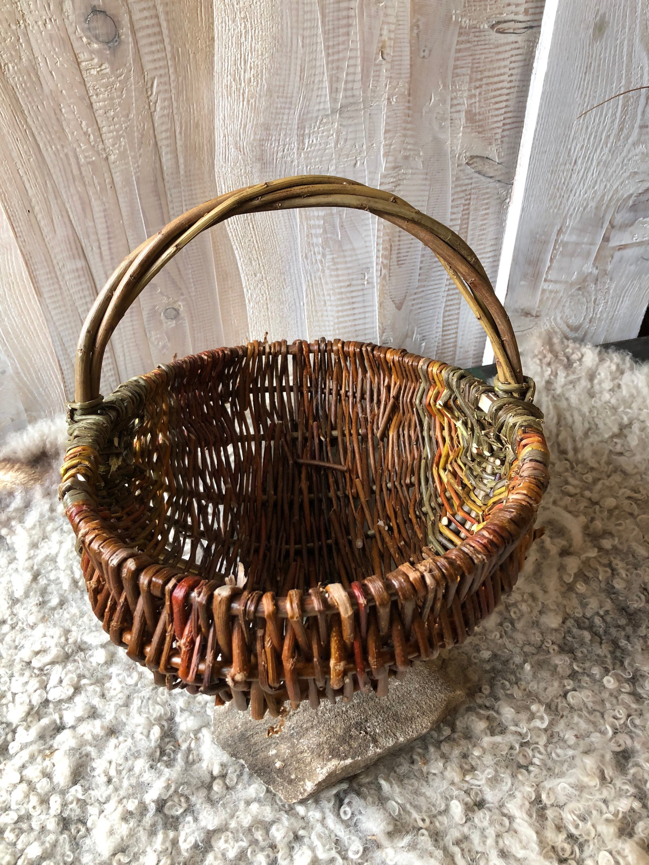 Frame Foraging basket, hand made from Scottish Willow — Naturally Useful