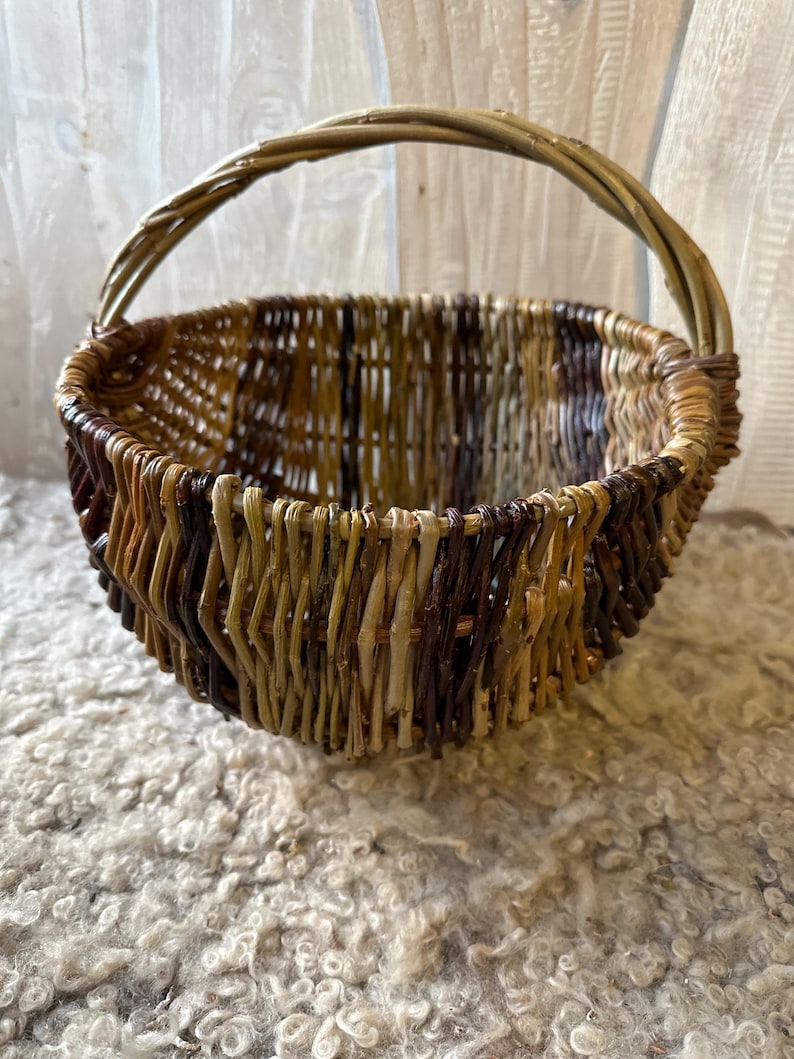 Foraging Frame Basket, Hand Made From Scottish Willow - Etsy