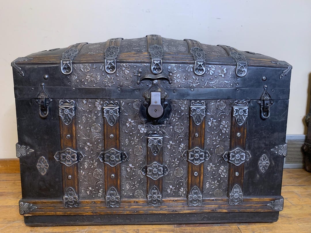 Antique Steamer Trunk Chest RARE Steam Trunk, Storage Chest, Antique ...