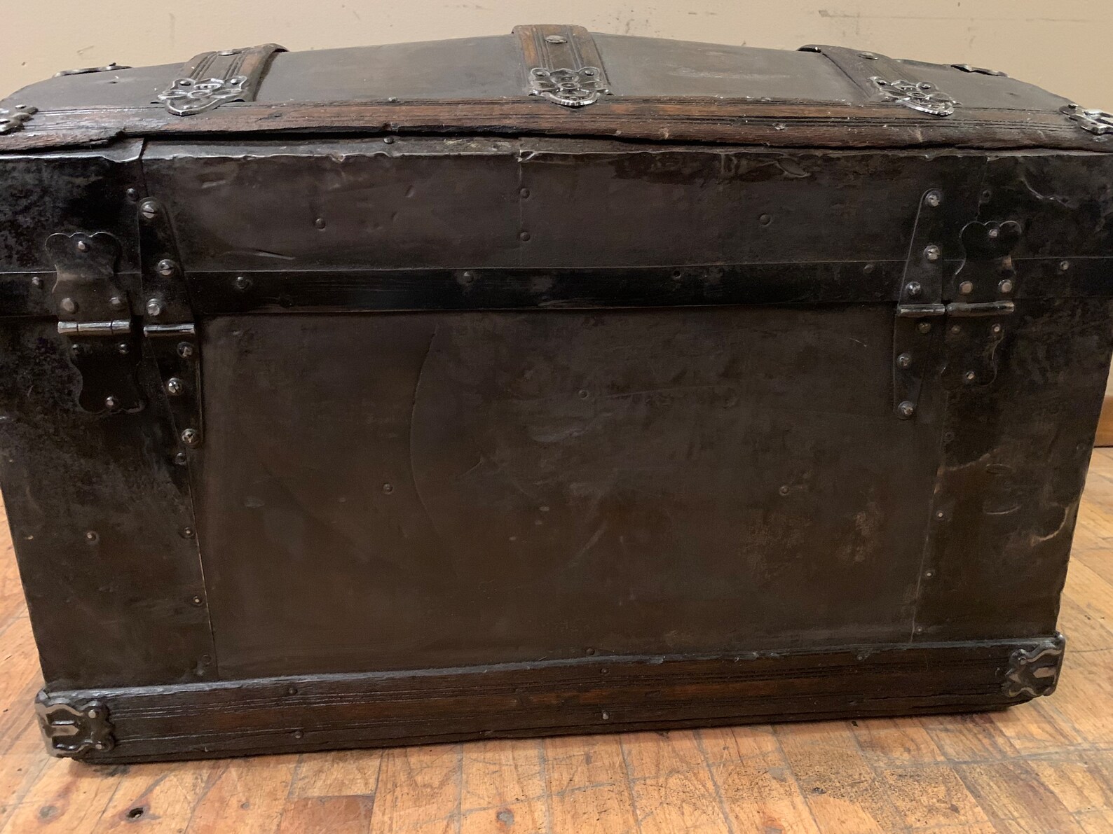 Victorian Steamer Trunk, Dome Top Trunk, Arch Top Trunk - Etsy