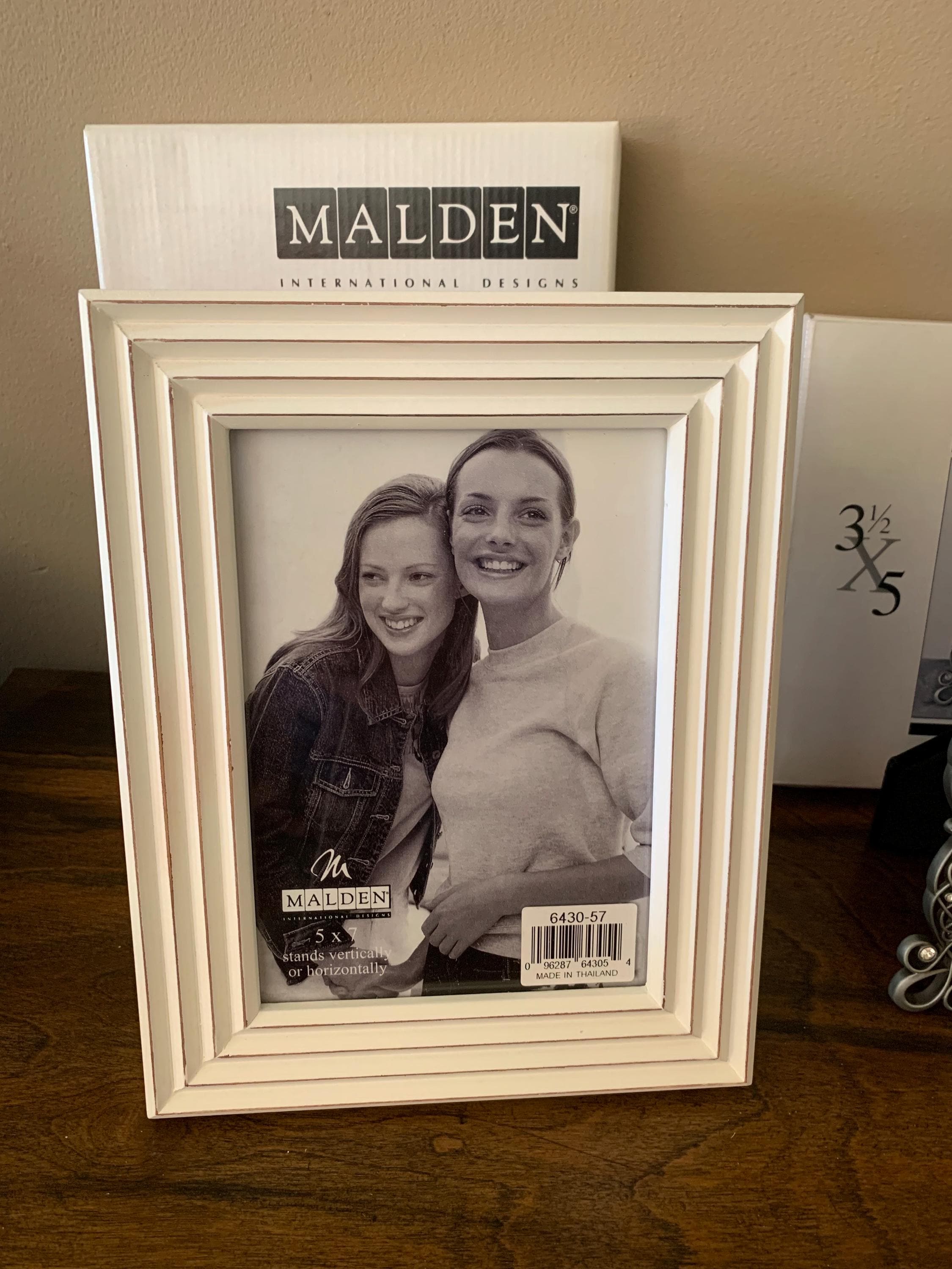 Vintage Picture Frames, Malden Picture Frames, Malden Photo Frames ...