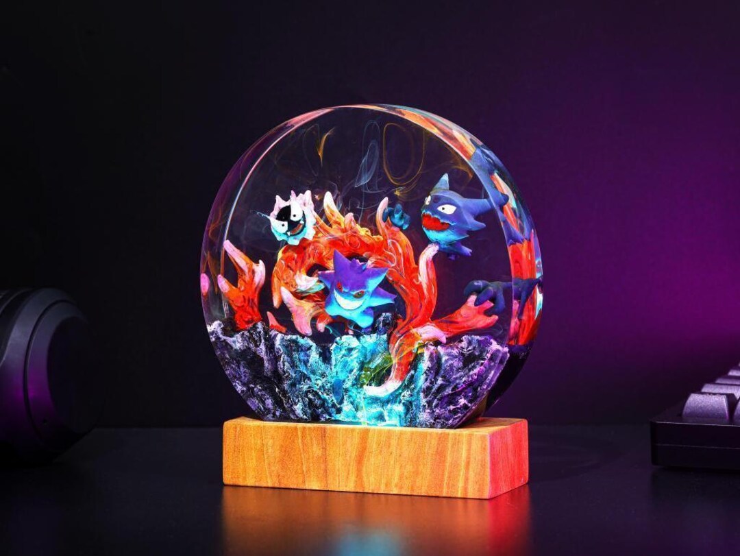 Circular Gengar Pokemon Epoxy Lamp, Ghost Type Pokemon Art Night Light ...