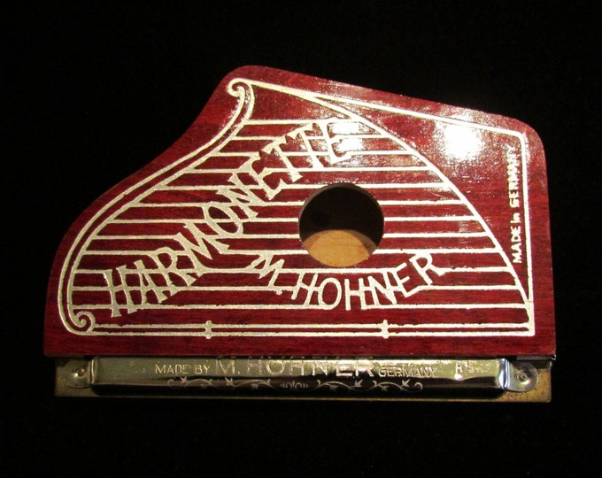 Vintage 1954 M. Hohner Harmonette No. 3101 Harmonica Key of F Tremolo ...