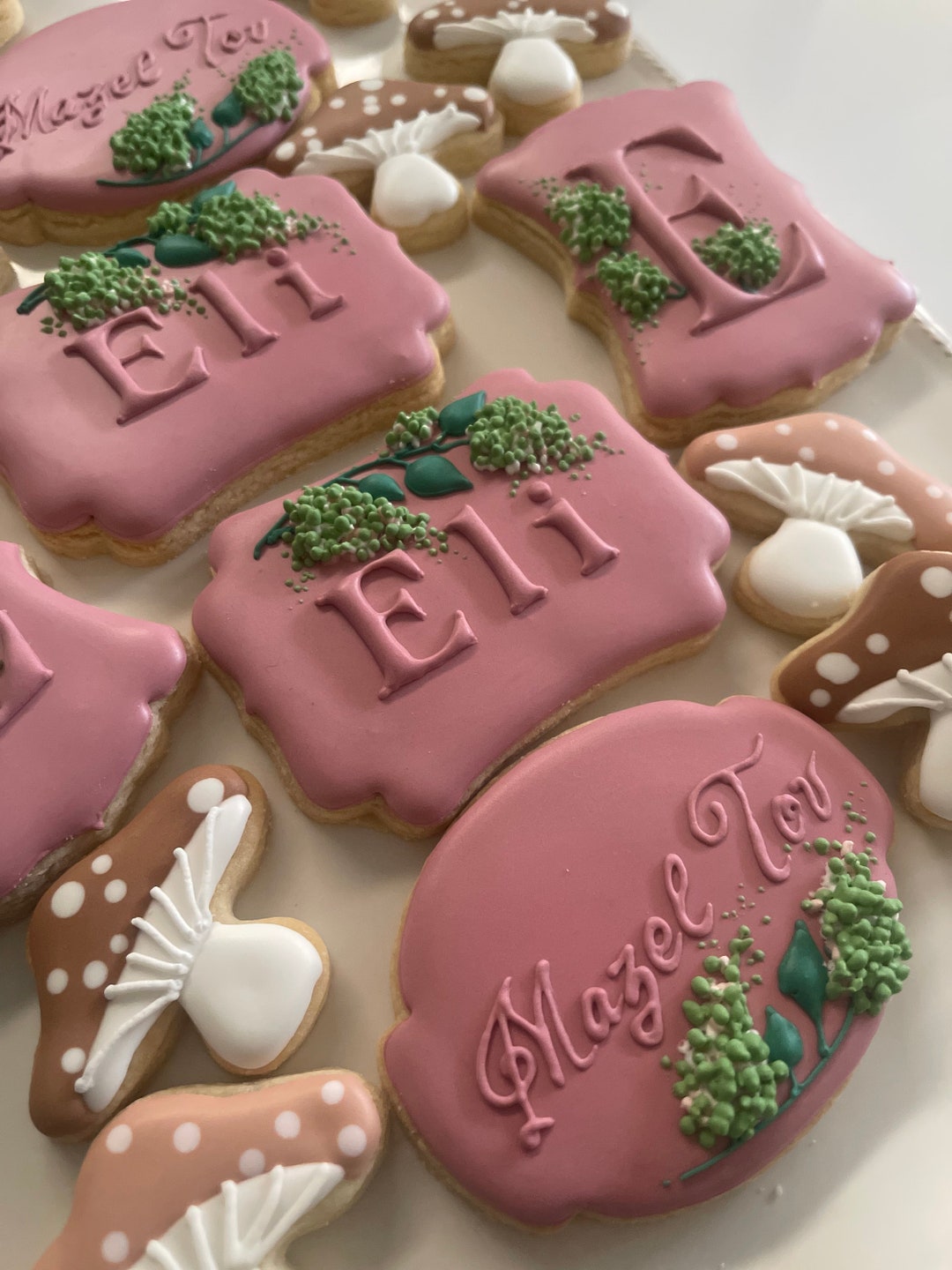 Decorated Sugar Cookies for Birthdays, Weddings, or Showers ...