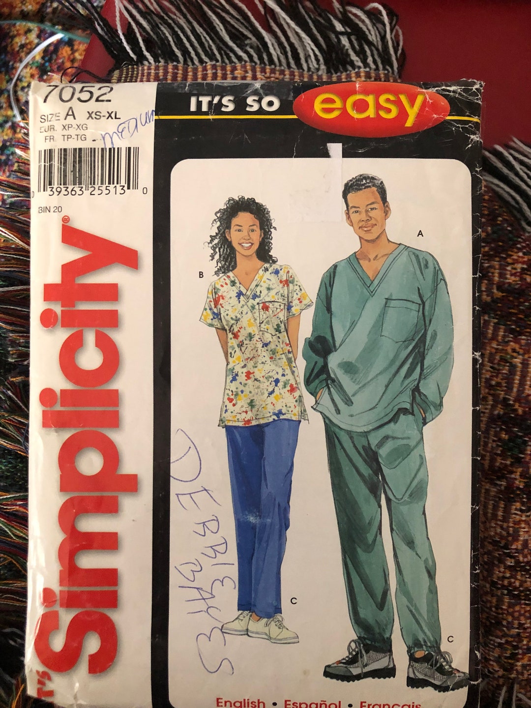 SIMPLICITY Scrubs Pattern. Misses and Mens Shirts and Pull on Pants “it ...