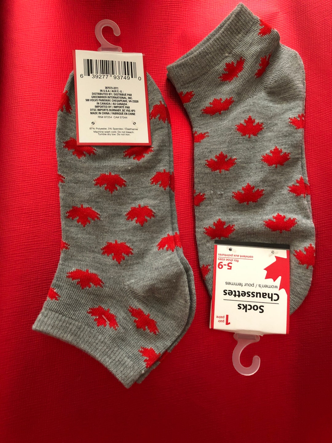 MAPLE LEAF SOCKETTES or Ankle Socks for Women Soft Grey With Red Maple ...