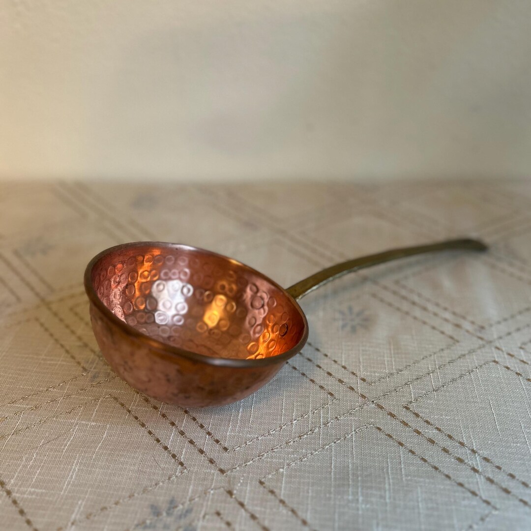 Hammered Copper Vintage Single Scoop Ladle, Large Bowl for Wok Cooking ...