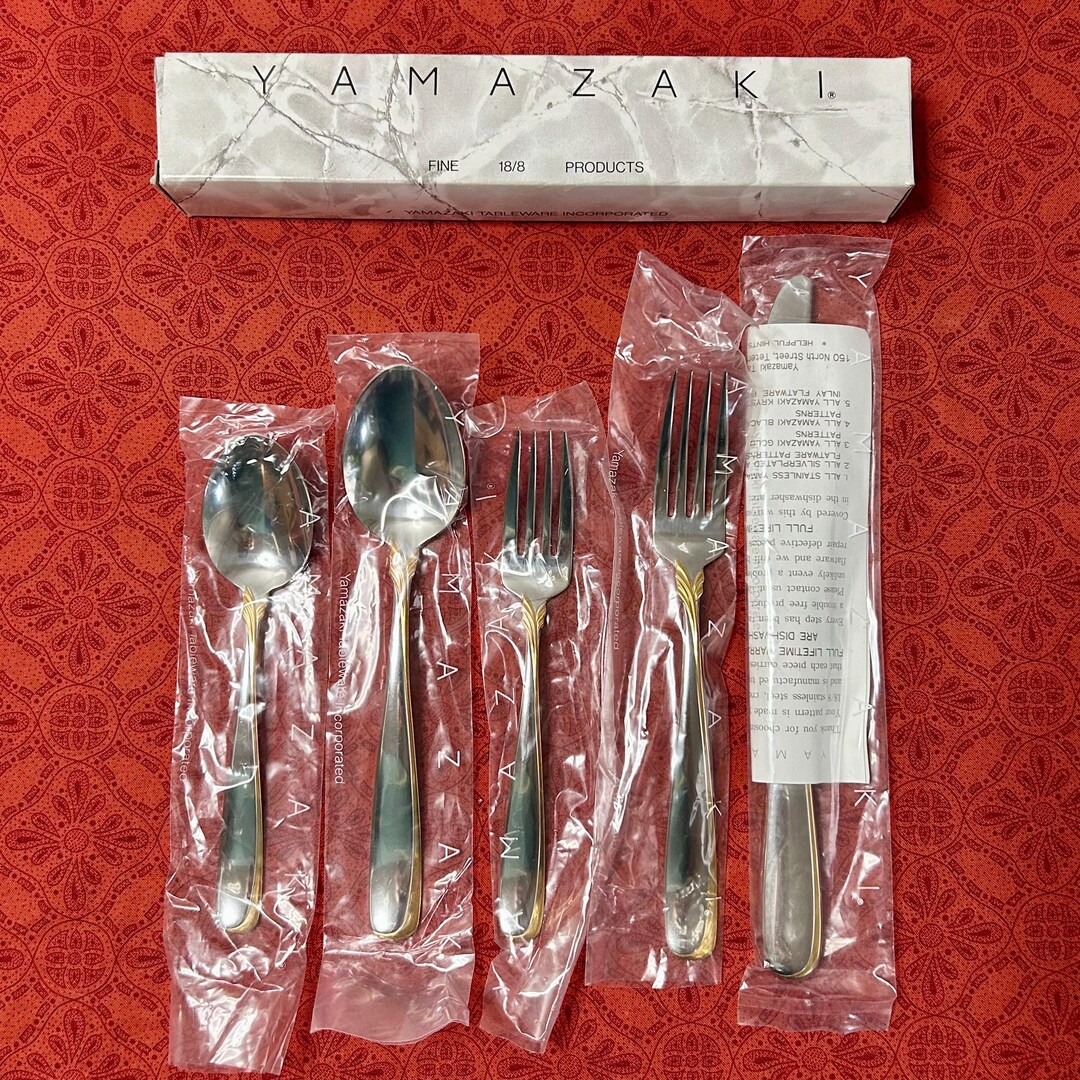 Yamazaki Vintage Flatware 5 Piece Place Setting, Affair, Gold Accent, by Gerald Patrick, Made in ...