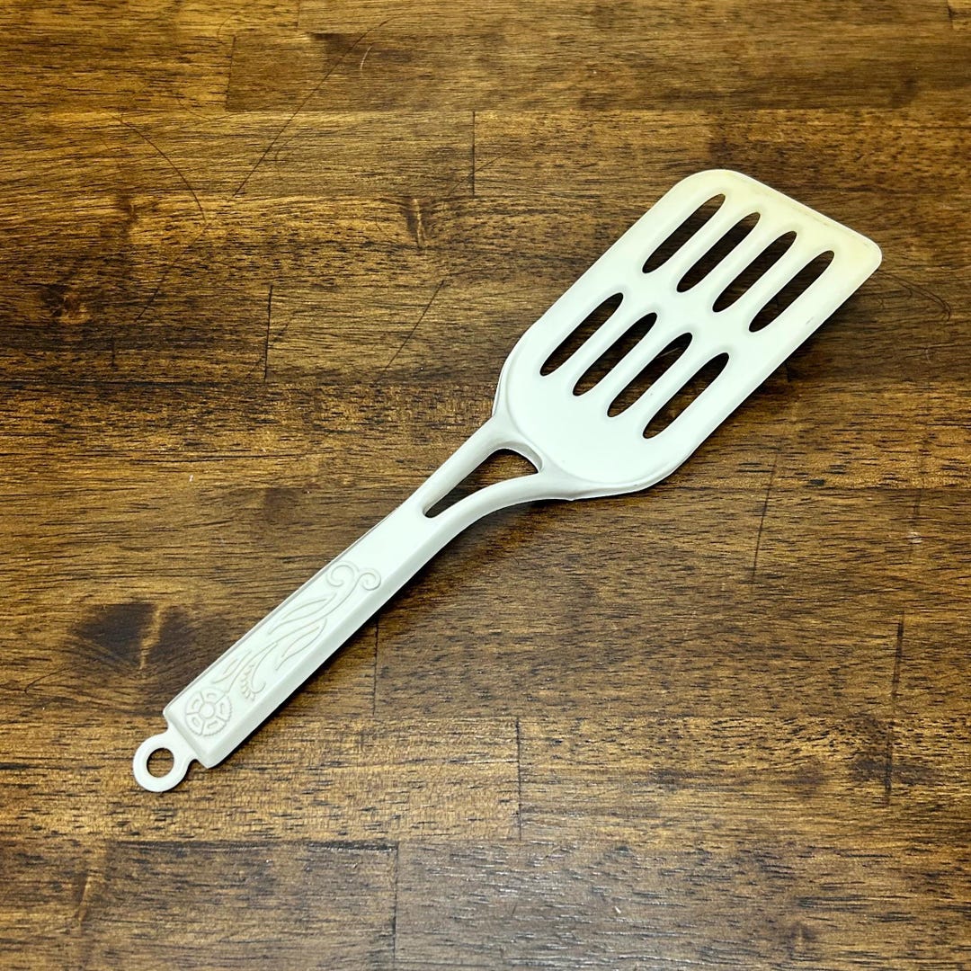 Vintage Slotted Spatula With White Plastic Handle, Retro Kitchen Turner ...