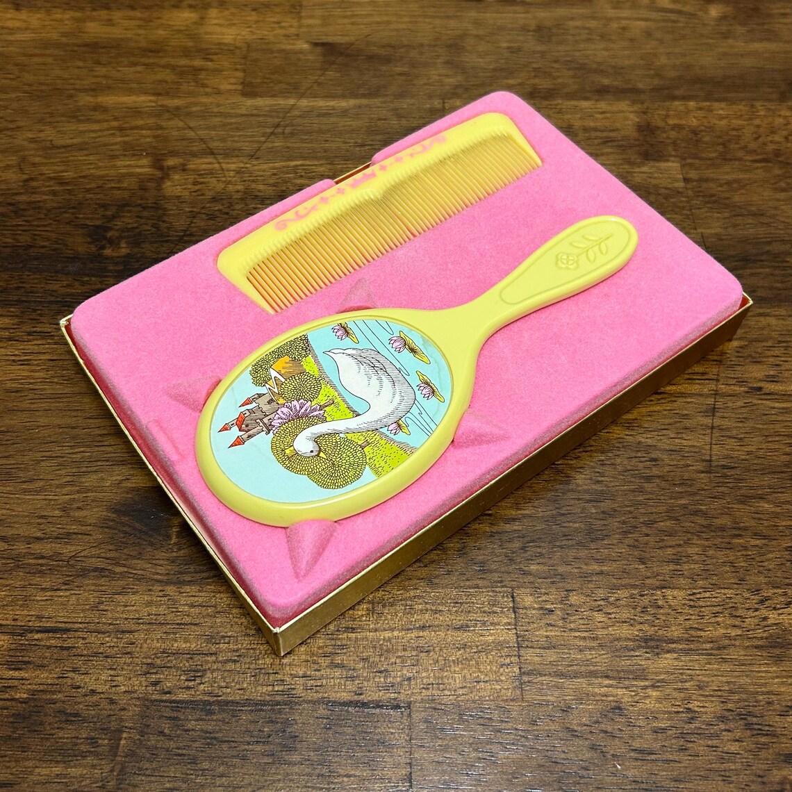 Vintage Avon Her Prettiness Brush & Comb Set - Swan Castle Design - Etsy