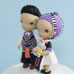 Hmong Bride & Groom Wedding Cake Topper, Traditional Wedding Couple ...