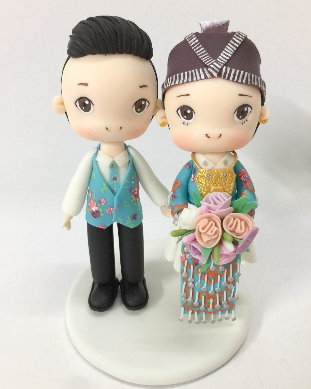 Mini Hmong Bride & Groom Wedding Cake Topper, Mien Wedding Cake Topper ...