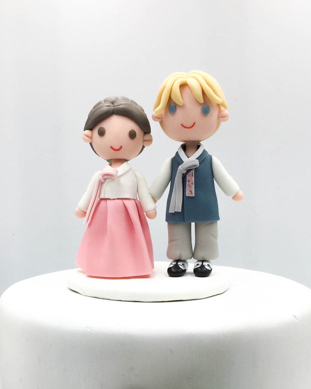 Mini Korean Wedding Cake Topper, Hanbok Wedding Cake Topper ...