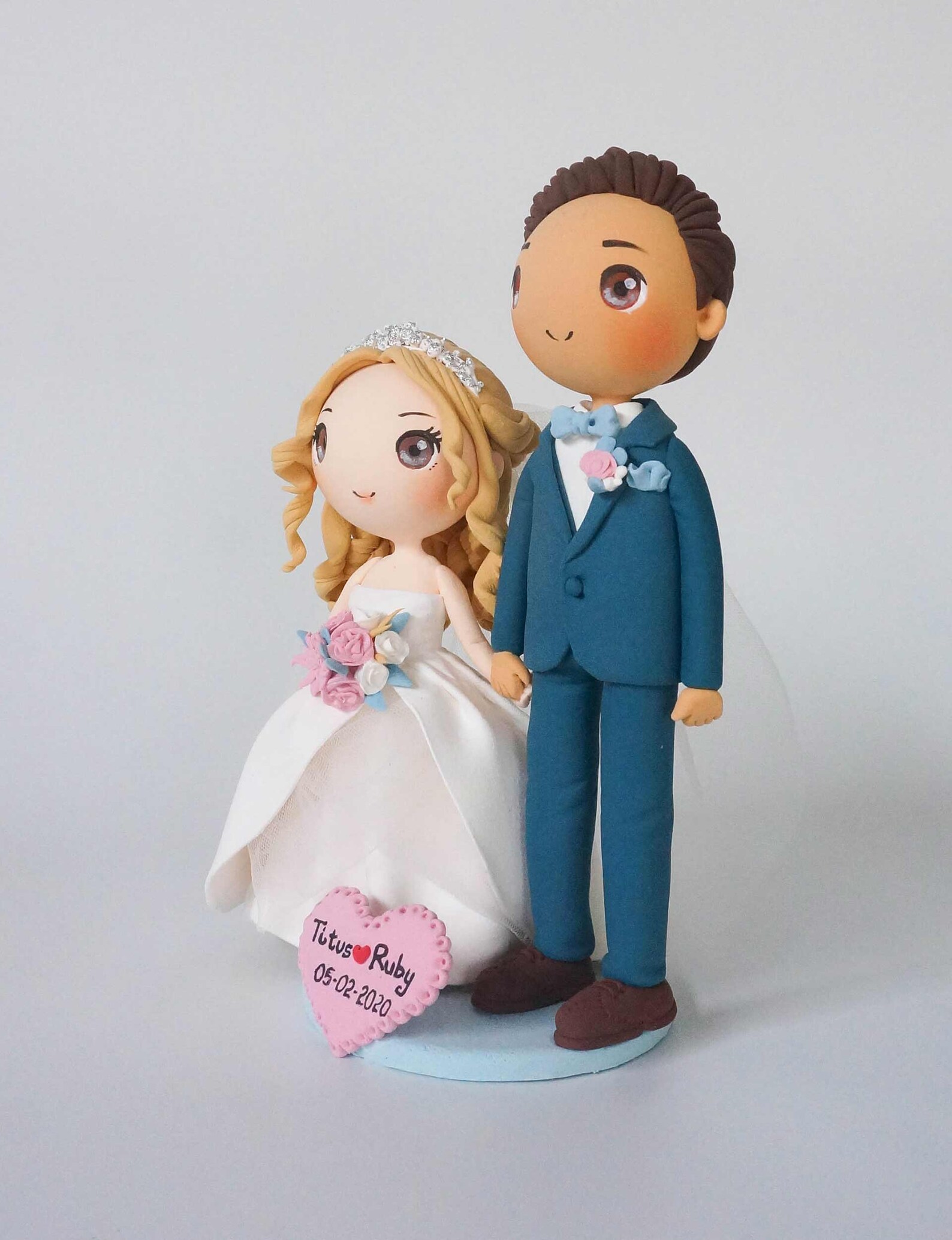 Personalized Bride & Groom Cake Topper Princess Wedding Cake | Etsy