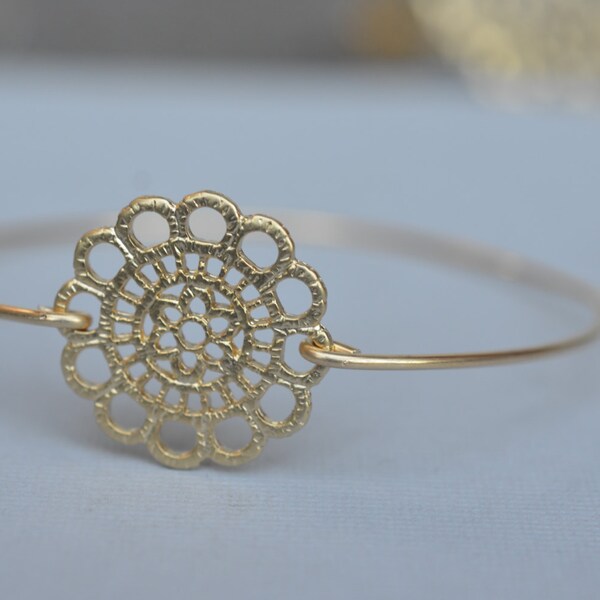 Flower Bangle - Etsy