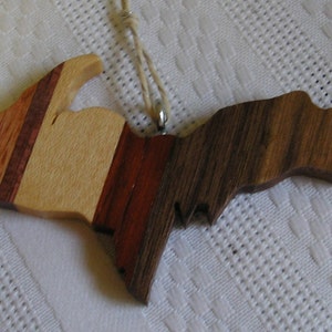 Michigan Upper Peninsula Shaped Laminated Hardwood Ornament or Magnet ...