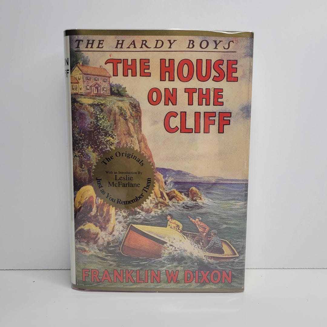 House on the Cliff by Franklin W Dixon, Hardy Boys, Mystery Books, Book ...