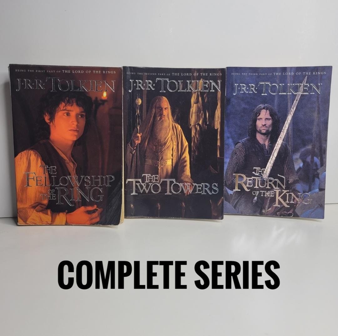 The Lord of the Rings by JRR Tolkien, Complete Box Set, the Hobbit ...