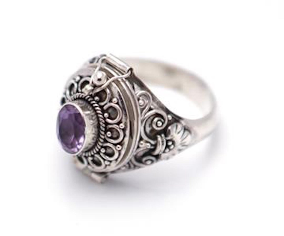 SOLITAIRE RING Poison Box Ring Oval Style Ring Handmade - Etsy