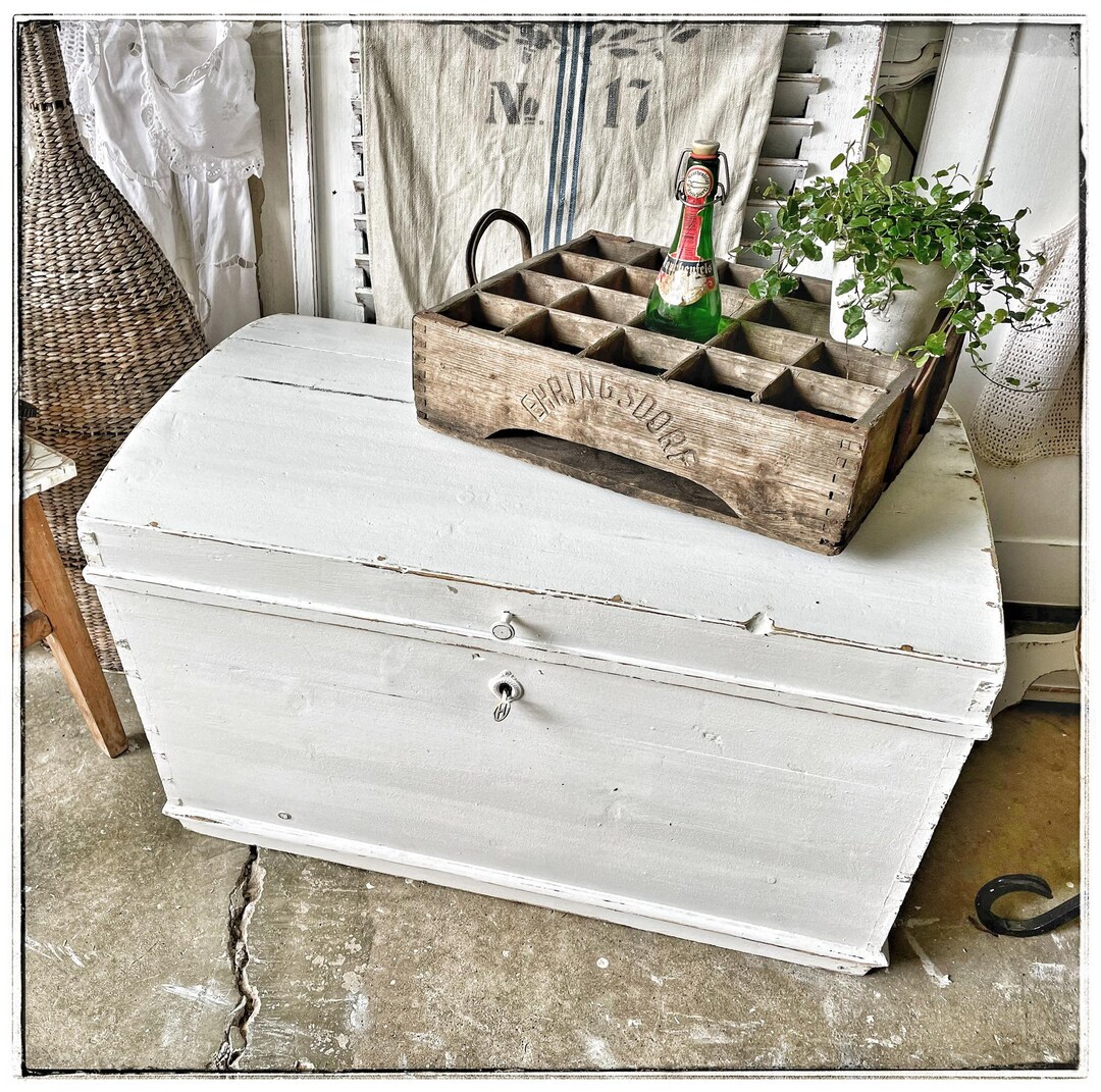 Buckel Chest, Chest, Round Lid Chest, Shabby Chic - Etsy