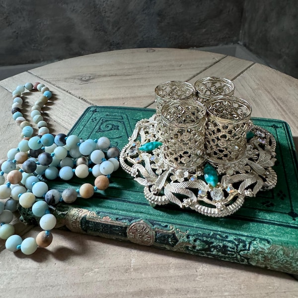 Vintage Style Pin up Wall Decor, Wall Art, Mixed Media Upcycle - Etsy