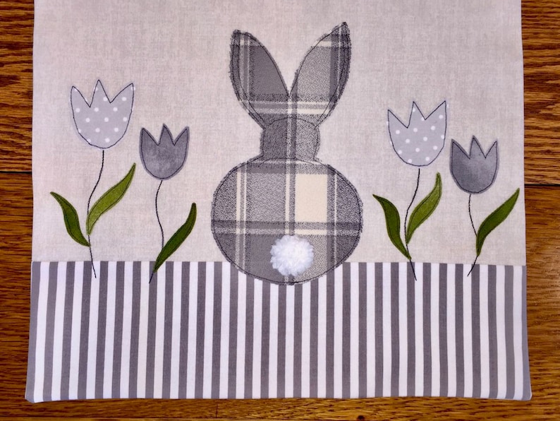 Bunny Hop Table Runner Pattern - Etsy